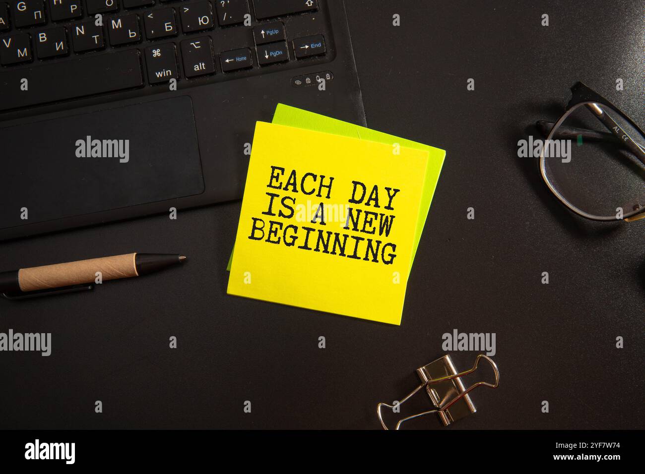 Closeup Business man hand holding show blank paper sheet mock up empty ...