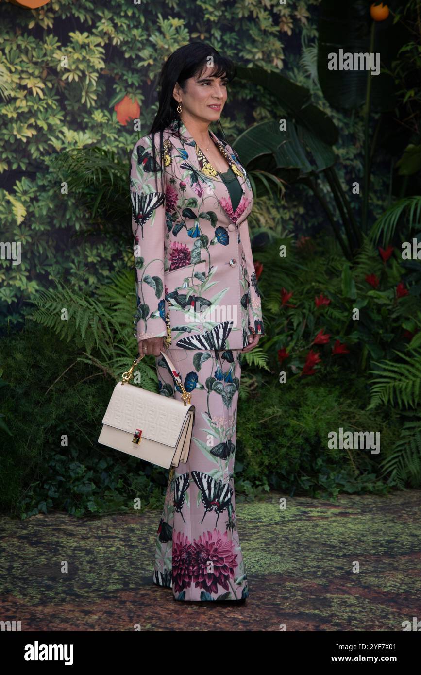 Ursula desilu leon chempen hi-res stock photography and images - Alamy