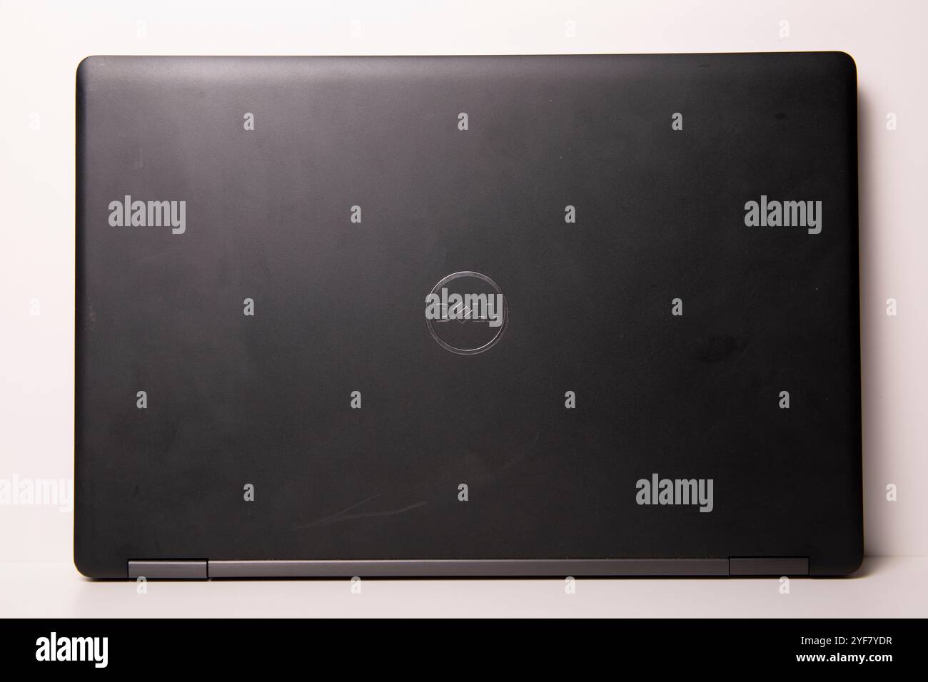 Dell Latitude 5580 Laptop Computer Stock Photo - Alamy