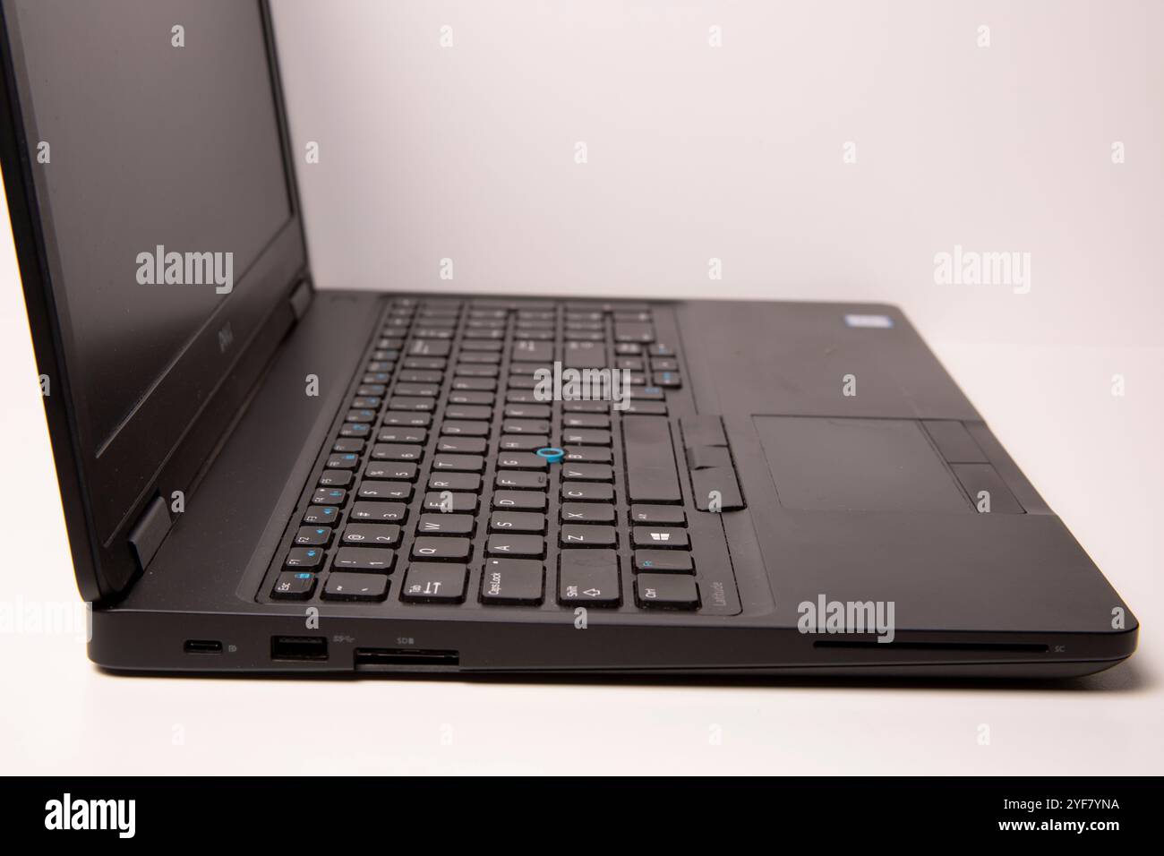 Dell Latitude 5580 Laptop Computer Stock Photo - Alamy