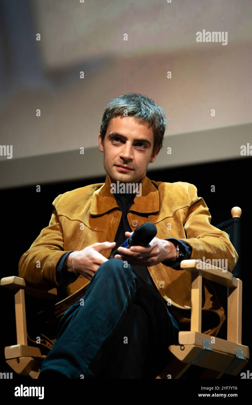 Rapporto padre hi-res stock photography and images - Alamy