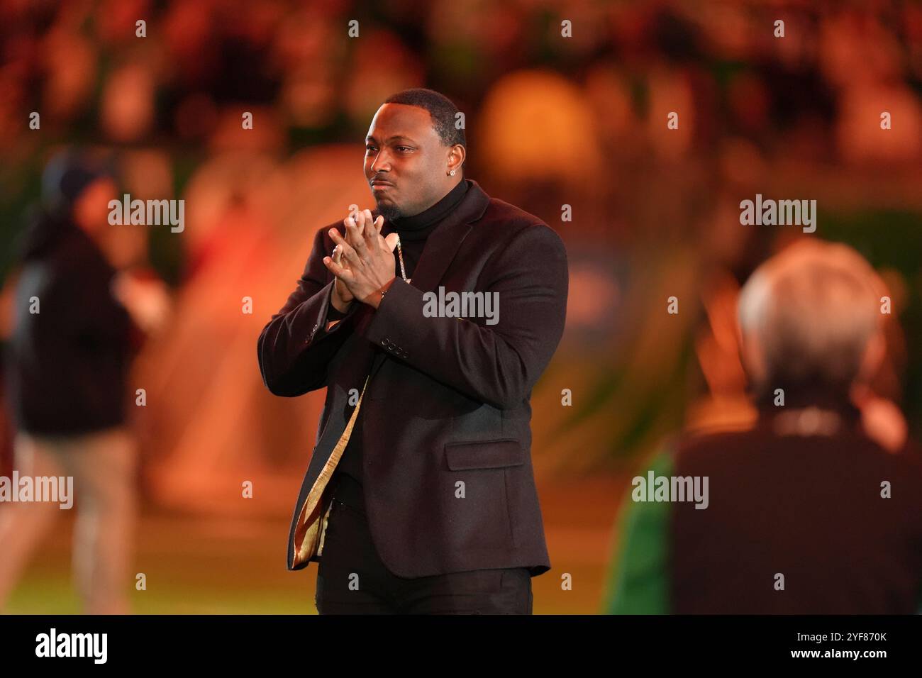 Former Philadelphia Eagles' LeSean McCoy is inducted into the Eagles ...