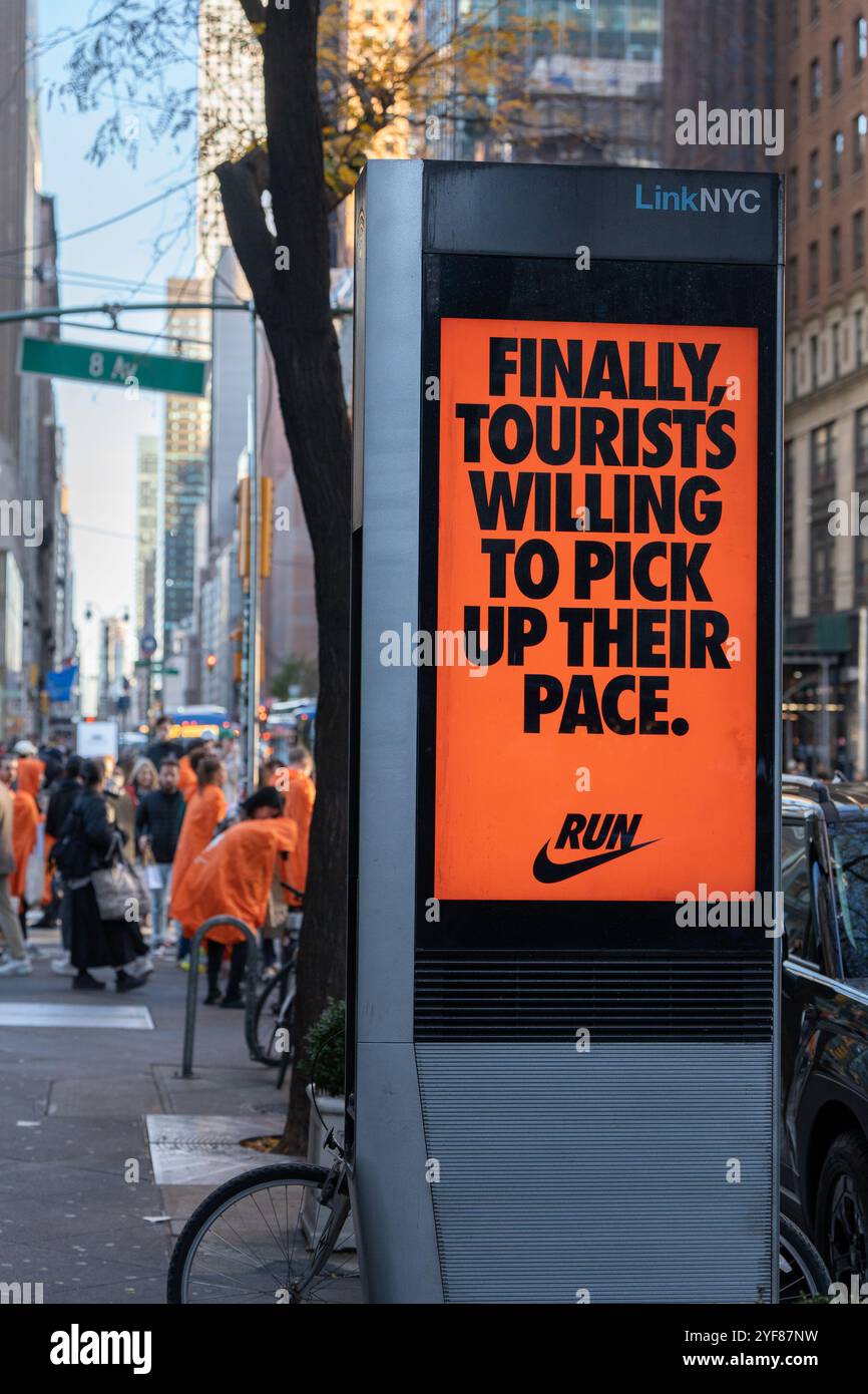 Nike nyc marathon marketing hi-res stock photography and images - Alamy