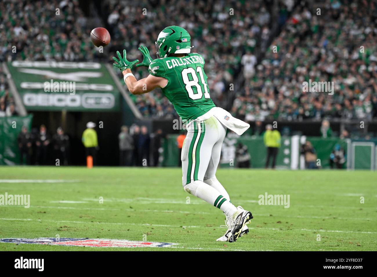 November 3, 2024: Philadelphia Eagles tight end Grant Calcaterra (81 ...
