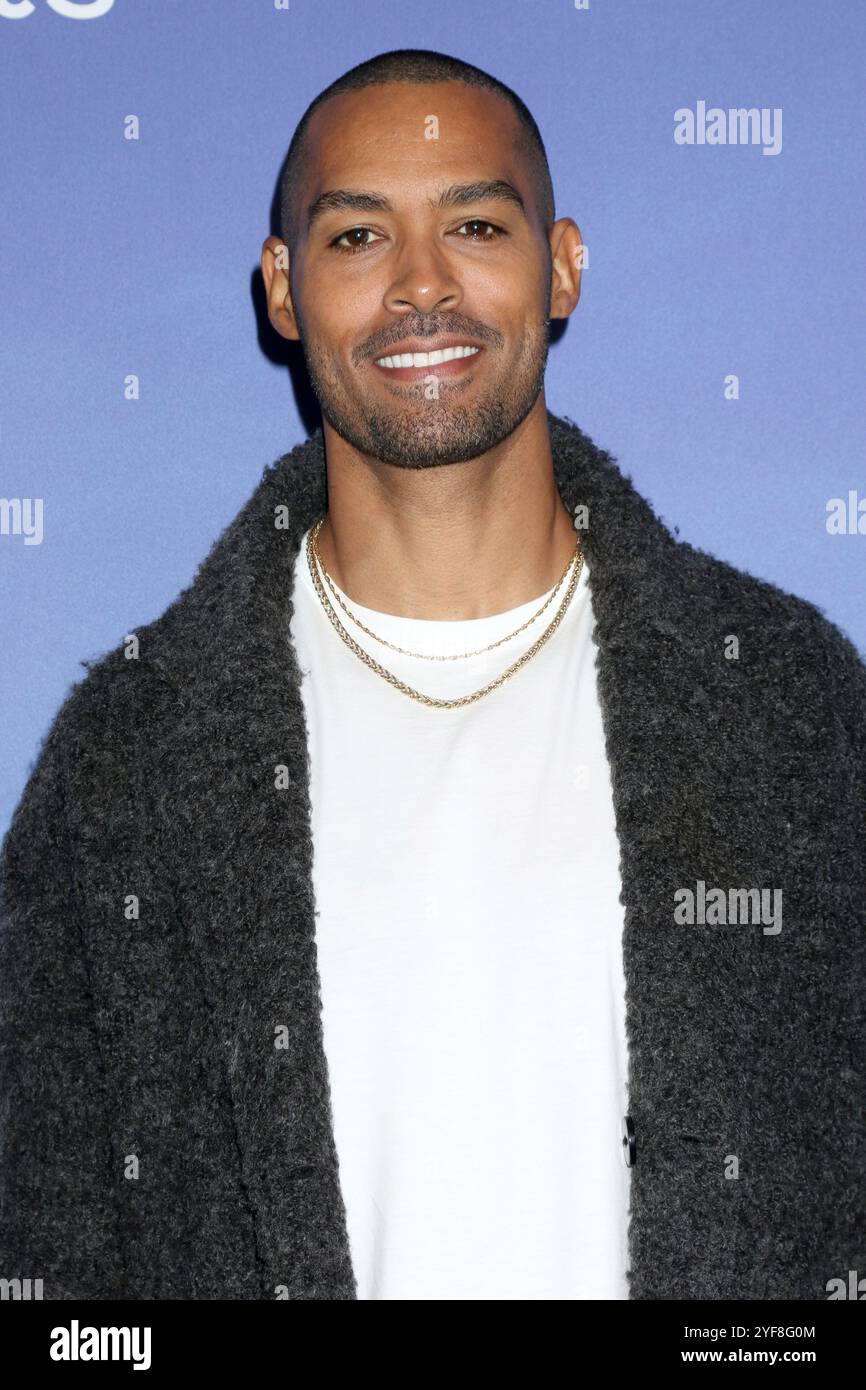 LOS ANGELES - NOV 2: Lamon Archey at the A Day of Days Fan Event at ...