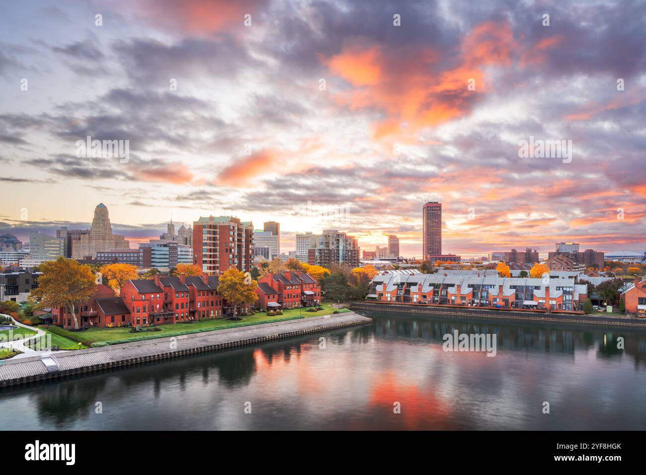 Buffalo, New York, USA downtown city skyline on lake Erie at dawn Stock ...