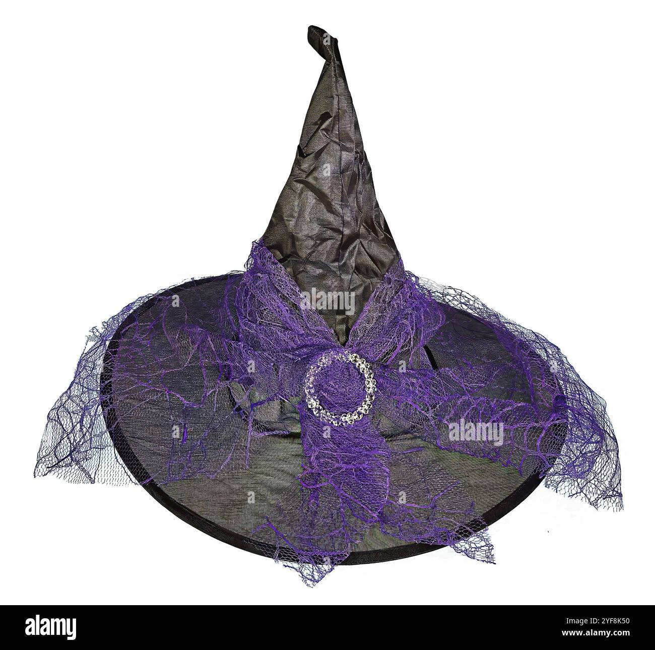 Purple pointy witch hat hi-res stock photography and images - Alamy