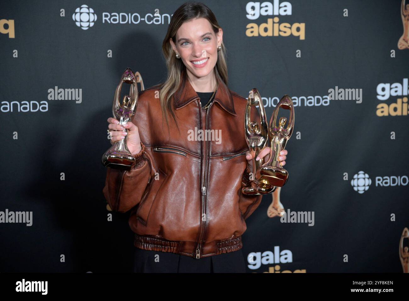 Montreal, Canada. 03rd Nov, 2024. Charlotte Cardin with her Felix Award ...