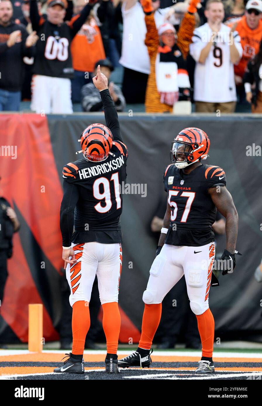 Cincinnati Bengals Trey Hendrickson (91) celebrates after sacking Las ...