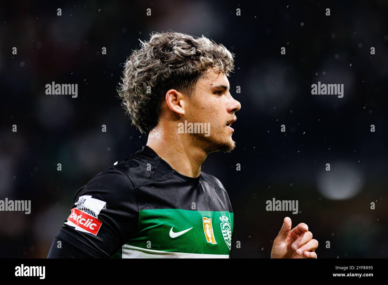 Lisbon, Portugal. 01st Nov, 2024. Maximiliano Araujo (Sporting CP) seen ...