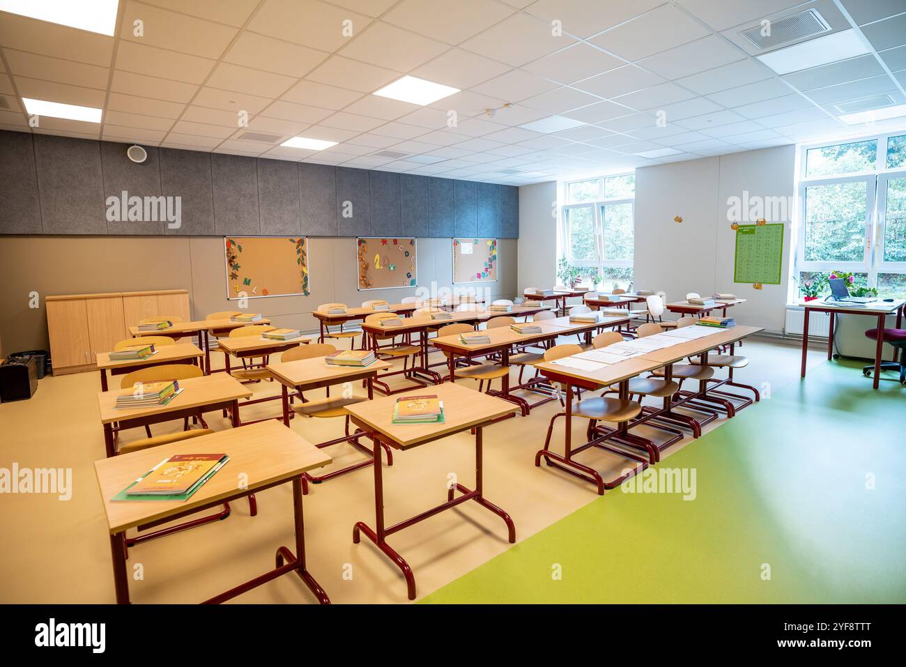 Interior of an empty school class Stock Photo - Alamy