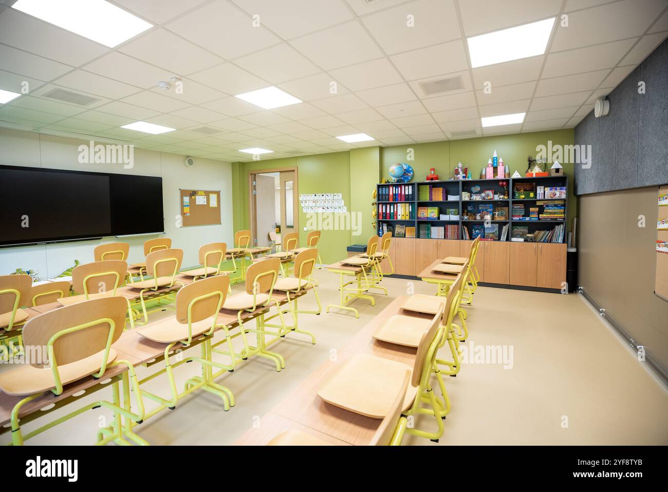 Interior of an empty school class Stock Photo - Alamy
