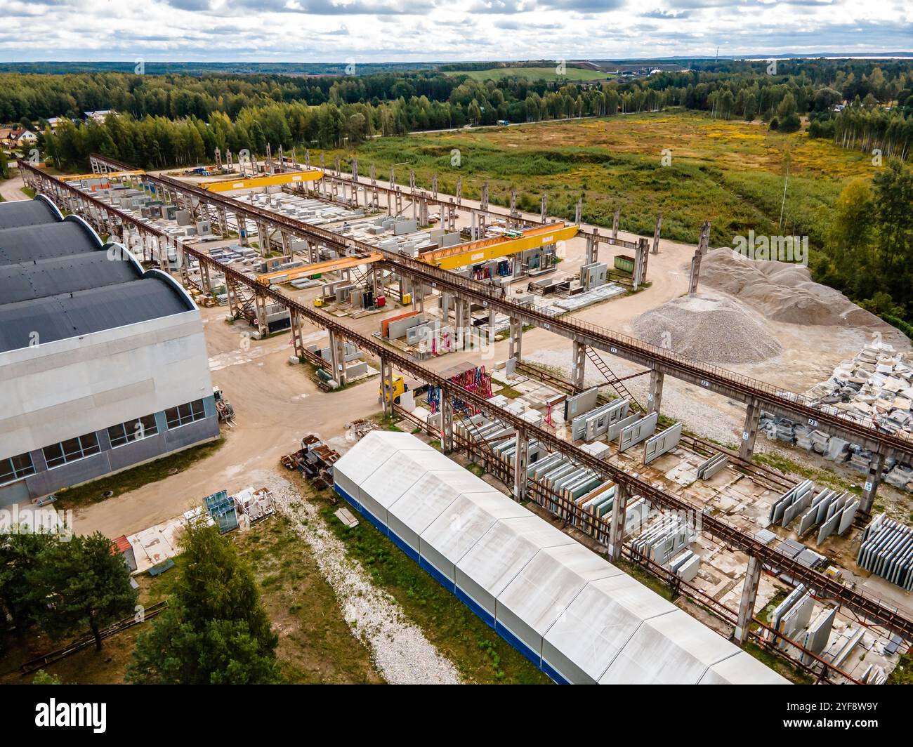 Precast concrete transportation hi-res stock photography and images - Alamy