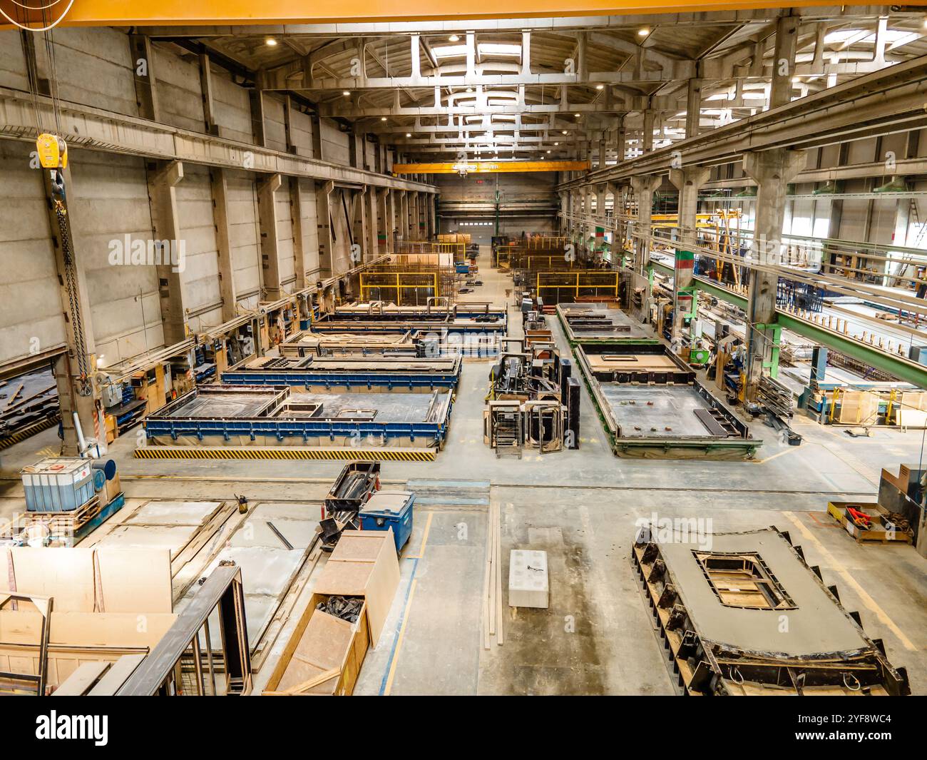 Concrete wall panel hi-res stock photography and images - Alamy