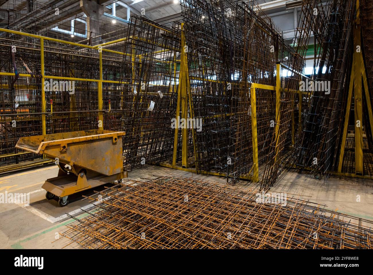 Rebar in storage hi-res stock photography and images - Alamy
