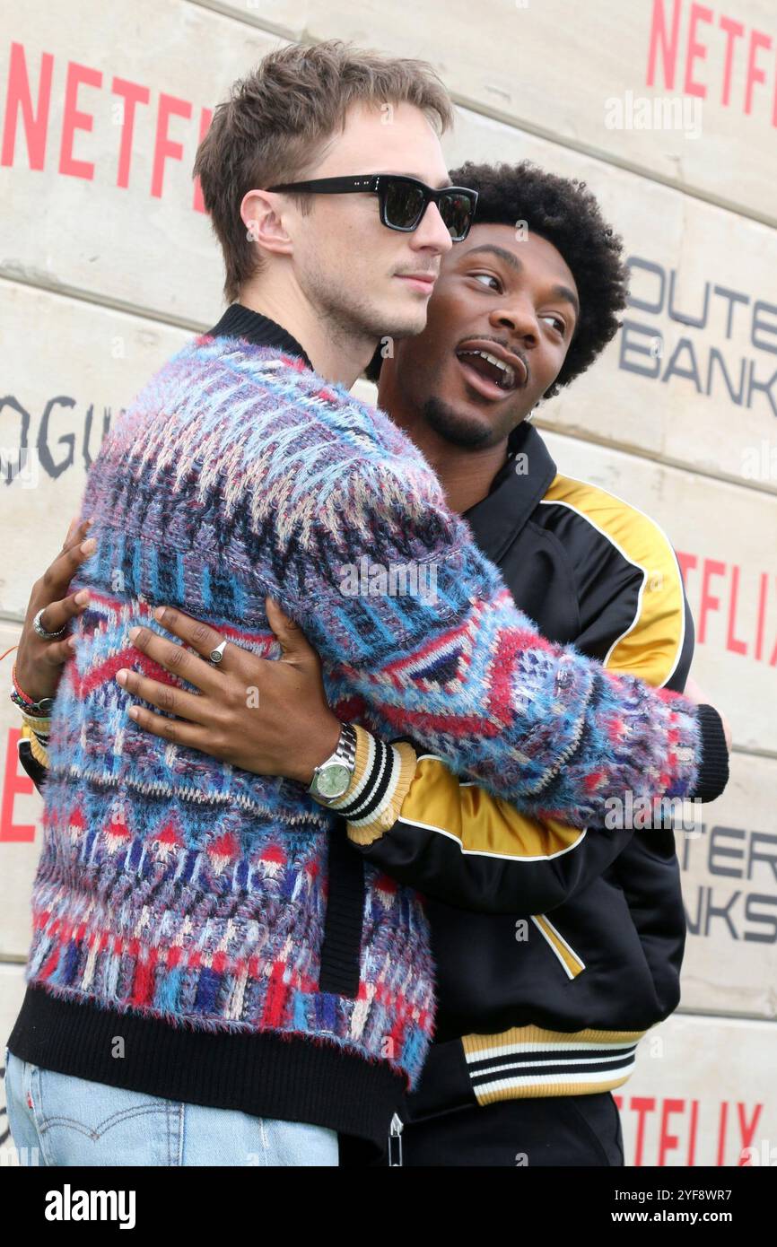 Drew Starkey, Jonathan Daviss at arrivals for POGUELANDIA Netflix And ...