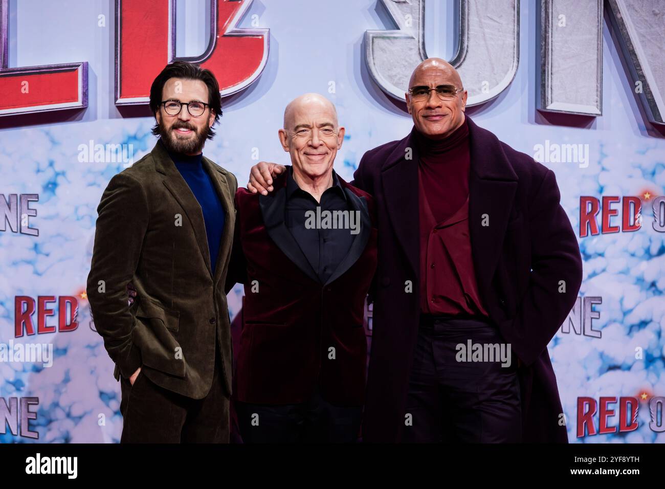 Berlin, Germany. 03rd Nov, 2024. Chris Evans (l-r), actor, Jonathan ...