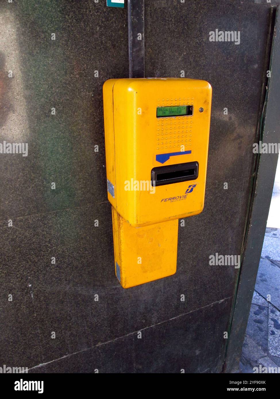 The ticket check terminal in Termini railway station, Rome, Italy Stock ...