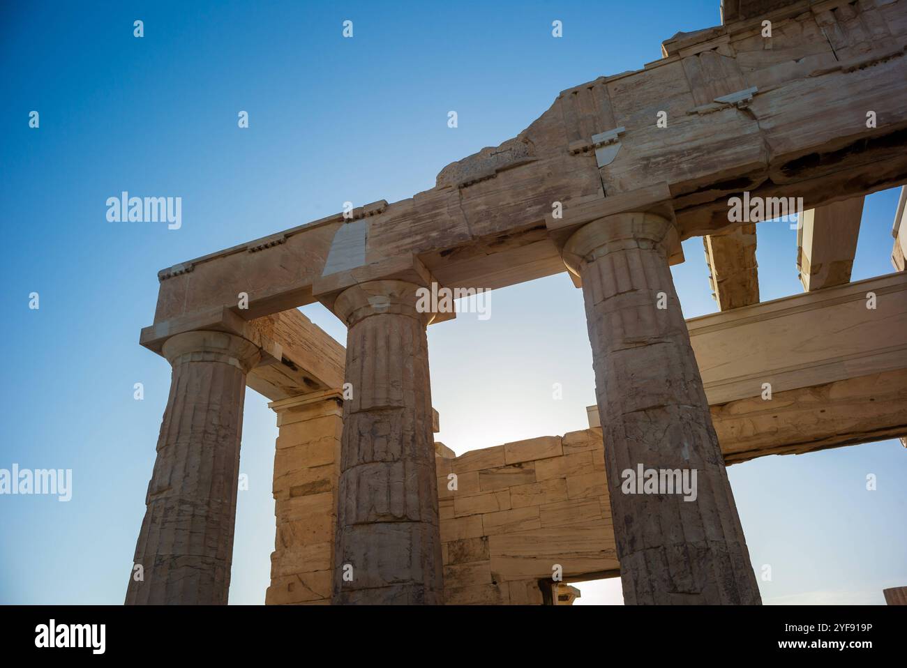 acropolis temple in athens greece *** akropolis-tempel in athen ...