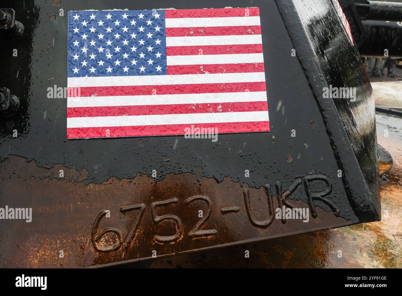 Code 6752-UKR seen on the turret of a US-made M1 Abrams battle tank ...