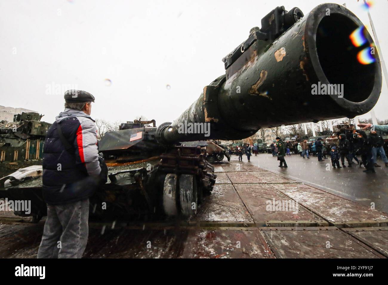 M1 opening hi-res stock photography and images - Alamy