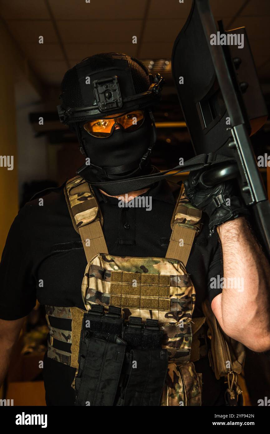 Elite tactical unit ready for operation, fully equipped special forces ...