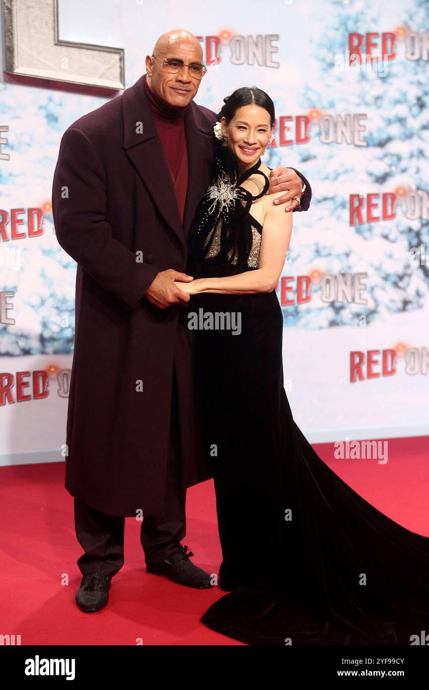 Dwayne Johnson und Lucy Liu bei der Premiere des Kinofilms Red One im ...