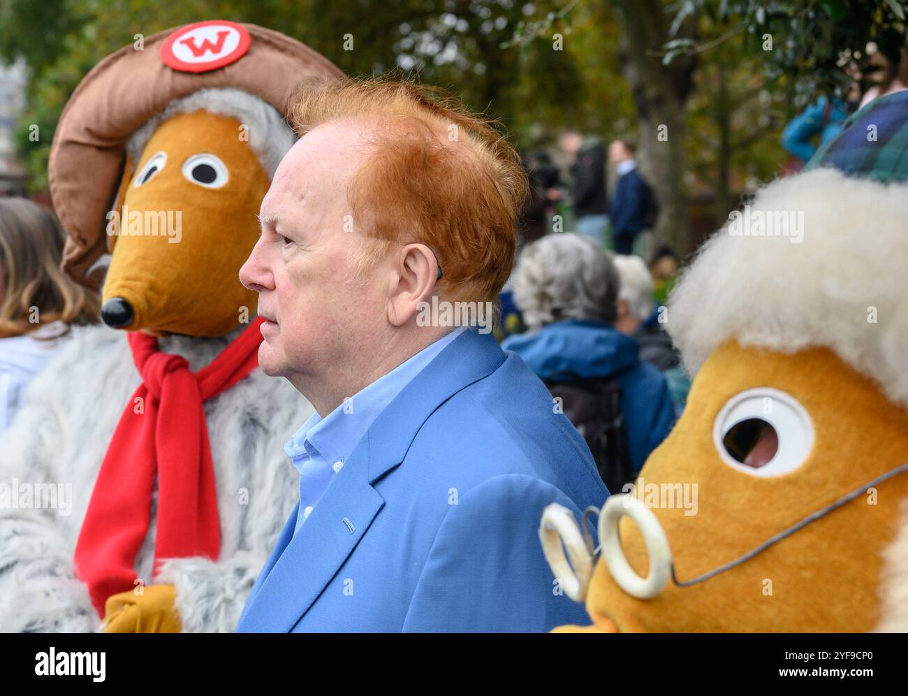 Mike Batt - musician, song-writer and music producer - with Wombles ...
