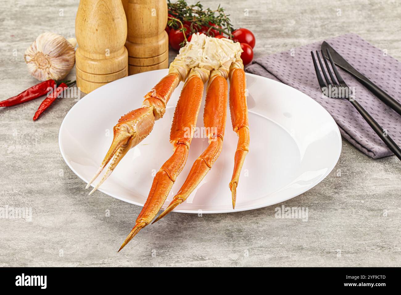Delicous luxury boiled crab claw legs Stock Photo - Alamy