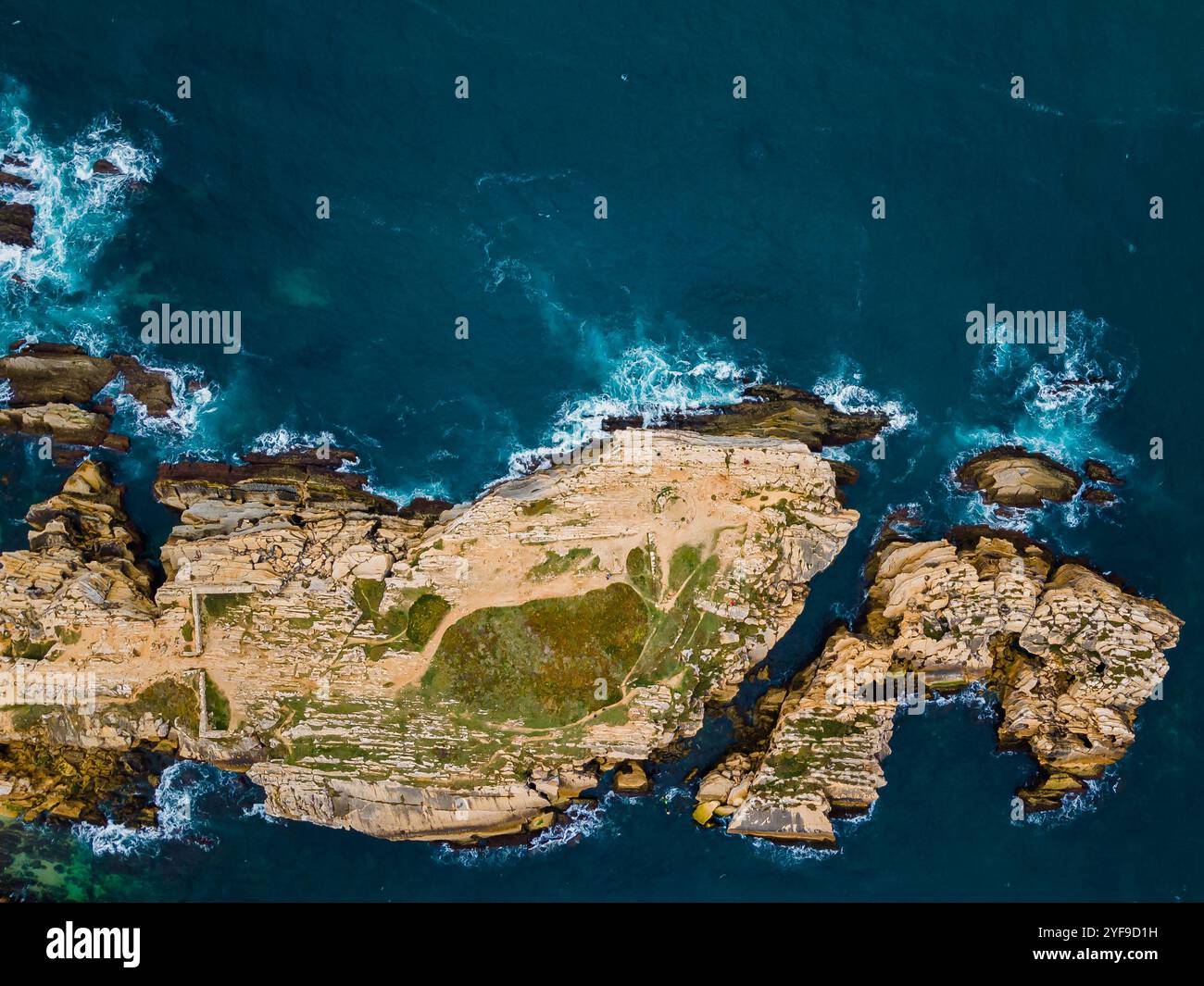 Aerial view of beautiful tropical Island in ocean Stock Photo - Alamy