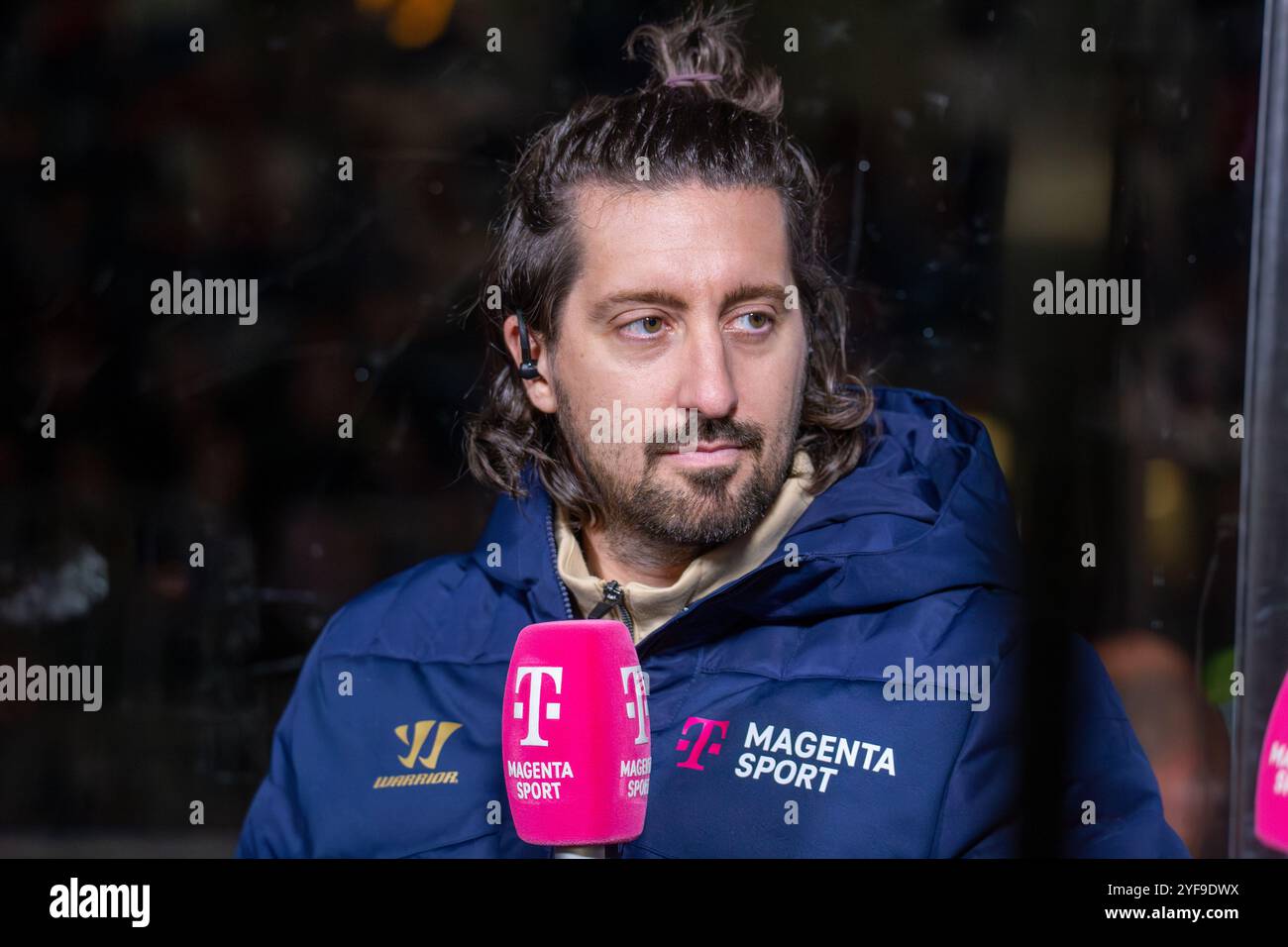 Ice hockey presenter Patrick Ehelechner at the Adler Mannheim vs ...