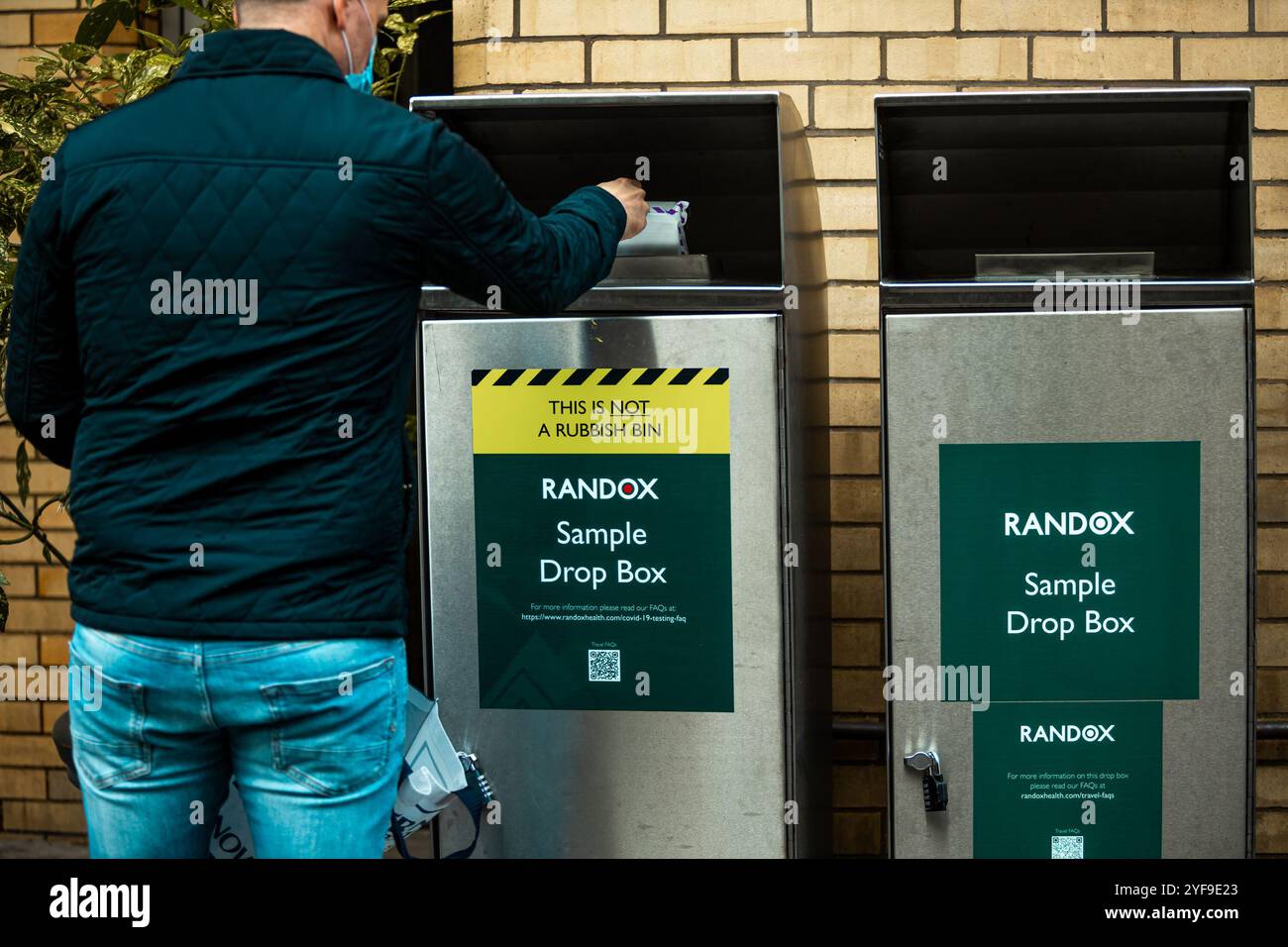 London, UK. september 20, 2022. Coronavirus sample drop box of Randox ...