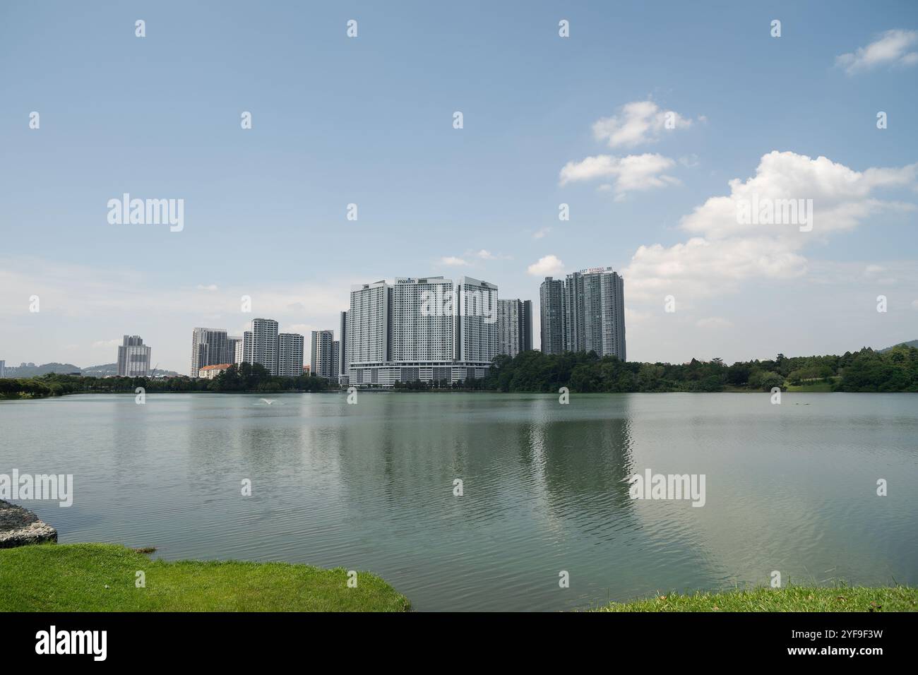 KUALA LUMPUR, MALAYSIA - MARCH 08, 2023: Kepong Metropolitan Lake garden at daytime Stock Photo ...