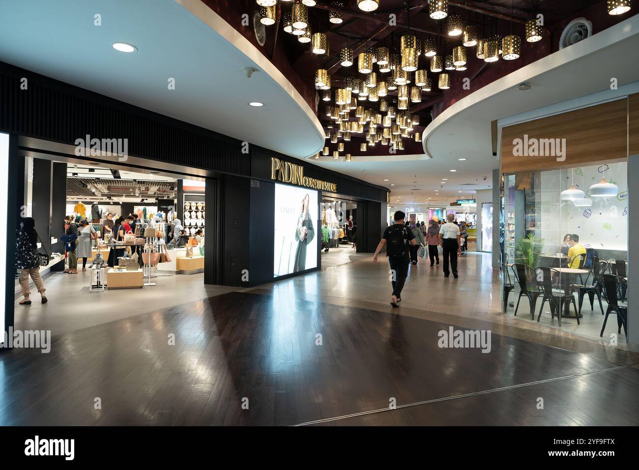 KUALA LUMPUR, MALAYSIA - MARCH 11, 2023: Padini Concept Store at Mid ...