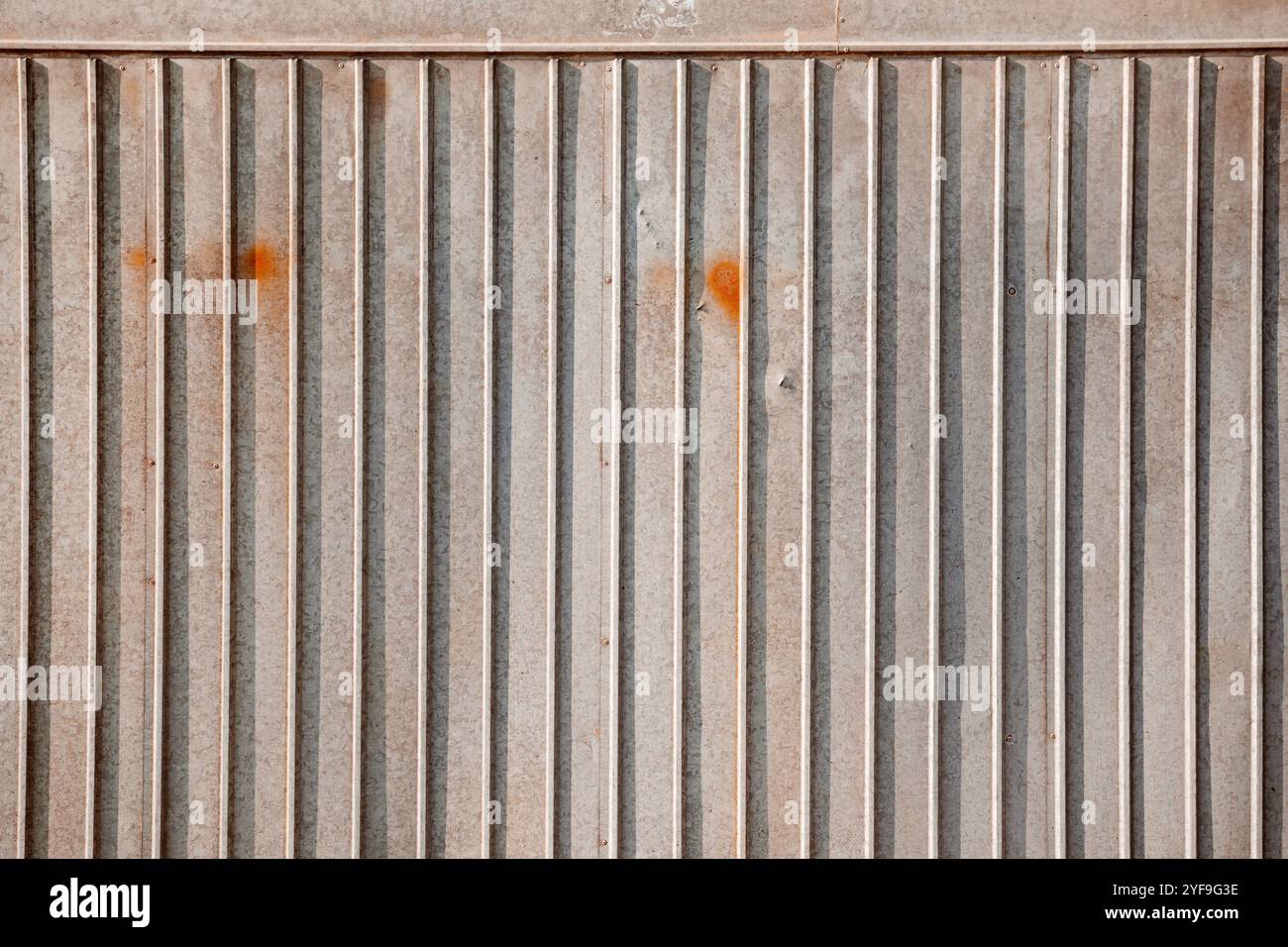 Corrugated zinc plate wall texture and background Stock Photo - Alamy