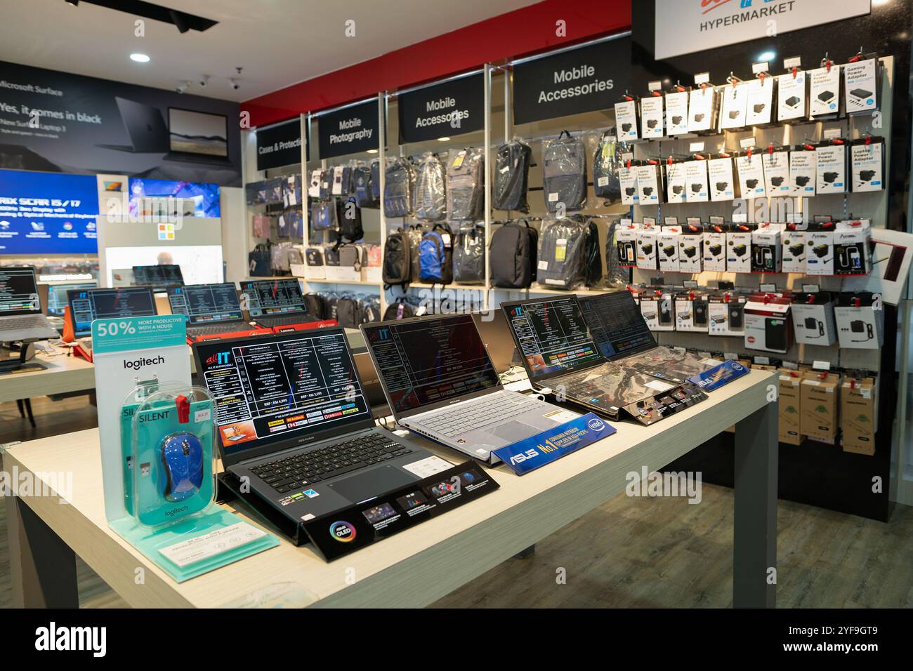 Interior low yat plaza hi-res stock photography and images - Alamy