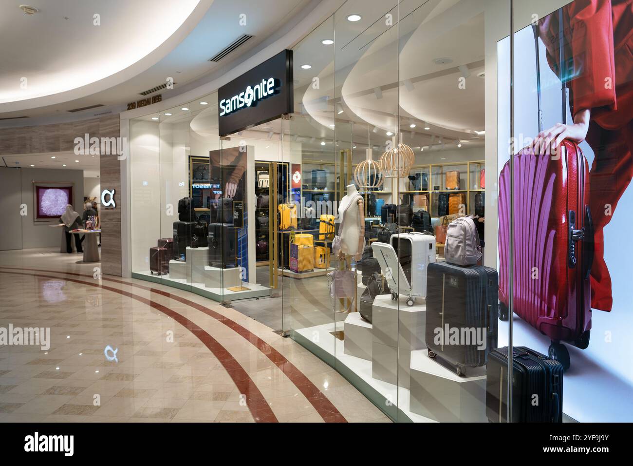 KUALA LUMPUR, MALAYSIA - MARCH 15, 2023: entrance to Samsonite store ...