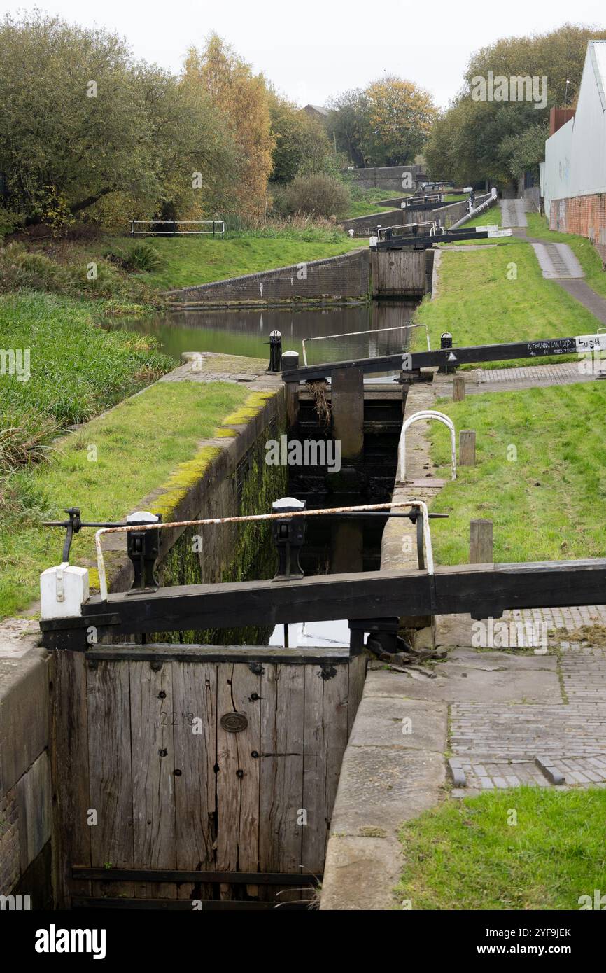 Oldbury Locks on the Titford Canal, Oldbury, West Midlands, England, UK ...