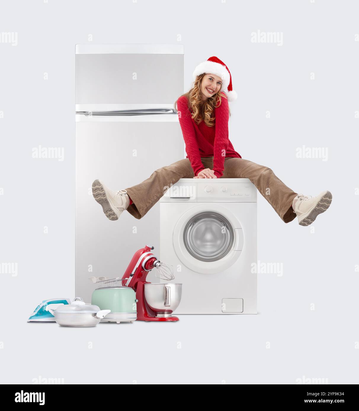 Sitting on a washing machine hi-res stock photography and images - Alamy
