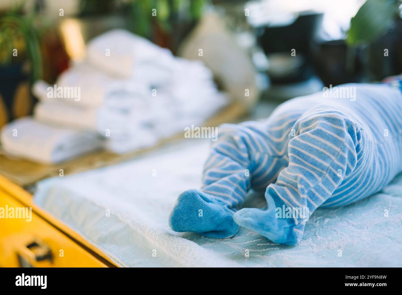 Cloth nappy baby hi-res stock photography and images - Alamy