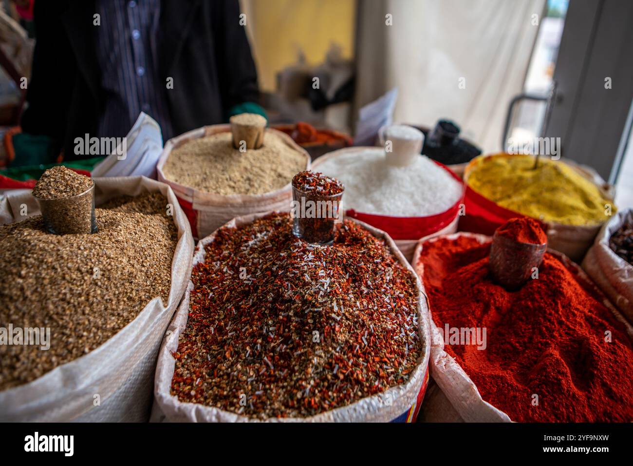 Traditional Chorsu bazaar with spices in Tashkent, Uzbekistan Stock ...