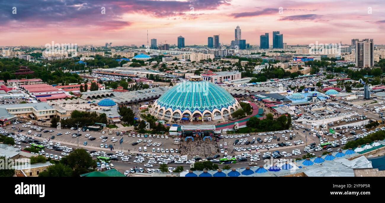 Aerial view chorsu market hi-res stock photography and images - Alamy