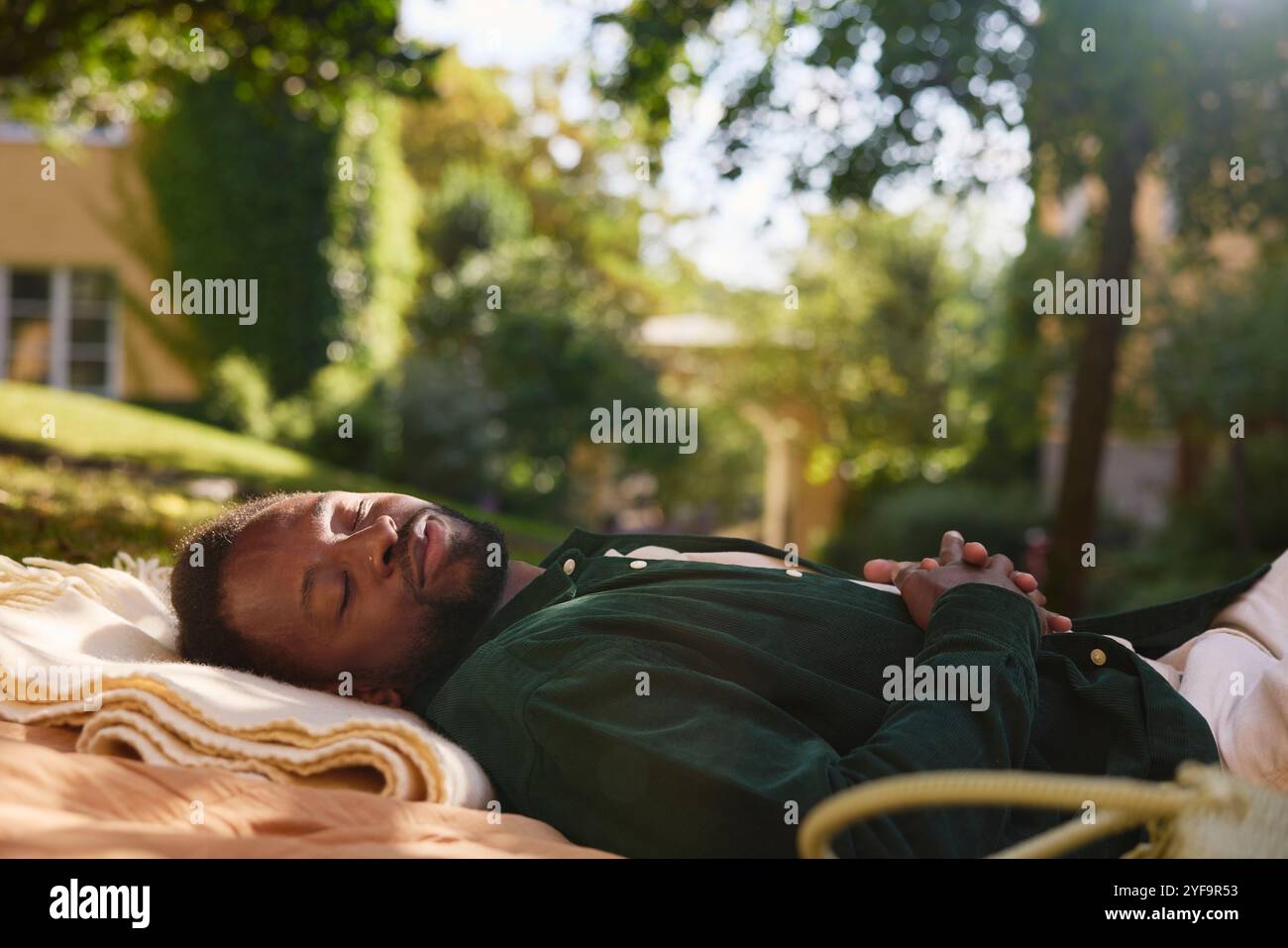 African american man sleeping in public hi-res stock photography and ...