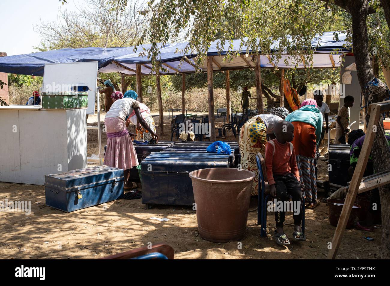 Back to school mali hi-res stock photography and images - Alamy