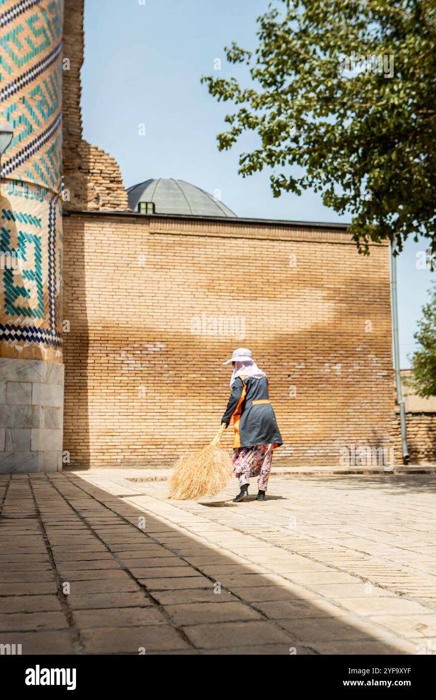 Gur-E Amir Mausoleum, the tomb of the Asian conqueror Tamerlane or ...