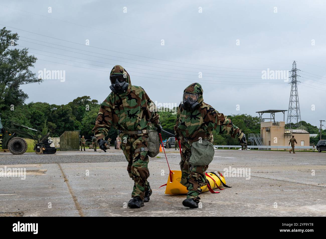 Litter drag hi-res stock photography and images - Alamy