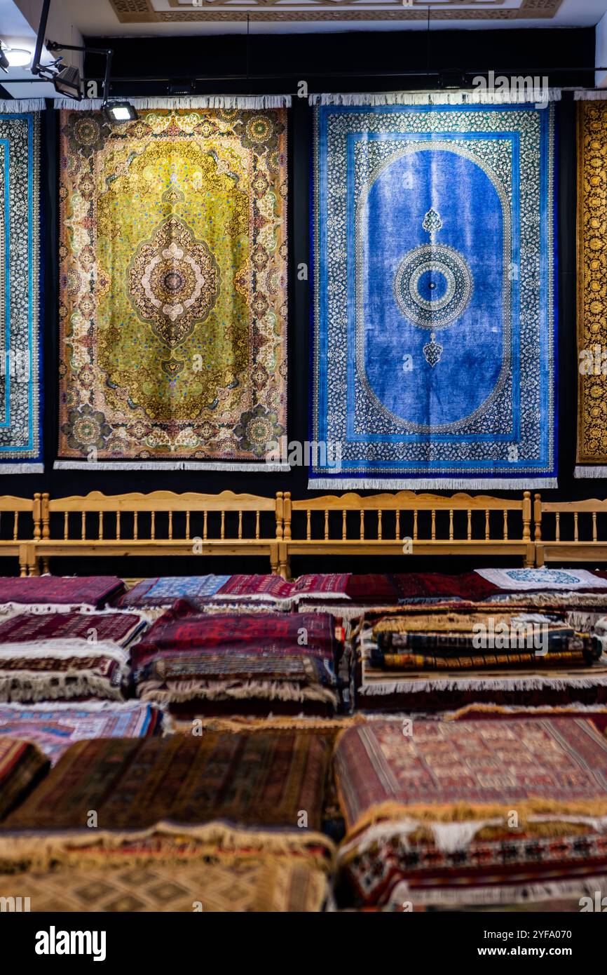 The wide range of the hand made carpets, traditional knotted Uzbek silk ...