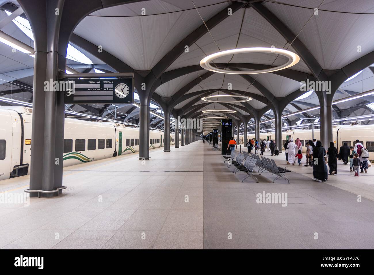 MEDINA, SAUDI ARABIA - NOVEMBER 13, 2021: Platform of the Medina ...