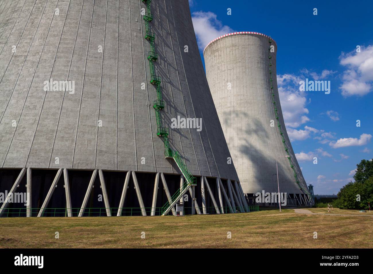 Cooling towers at nuclear power plant, energy self-sufficiency ...