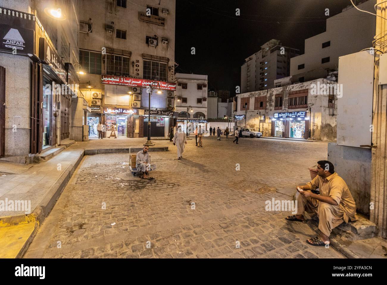 JEDDAH, SAUDI ARABIA - NOVEMBER 15, 2021: Night view of a street in Al ...